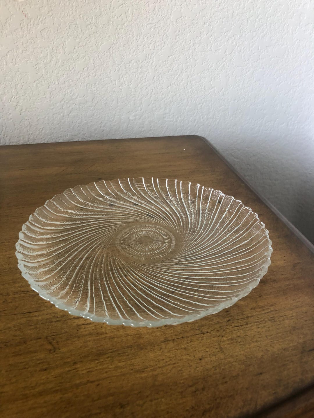 Six Arcoroc Seabreeze 7 1/4" Swirl Shell Glass Plates/ Dessert or Salad ...