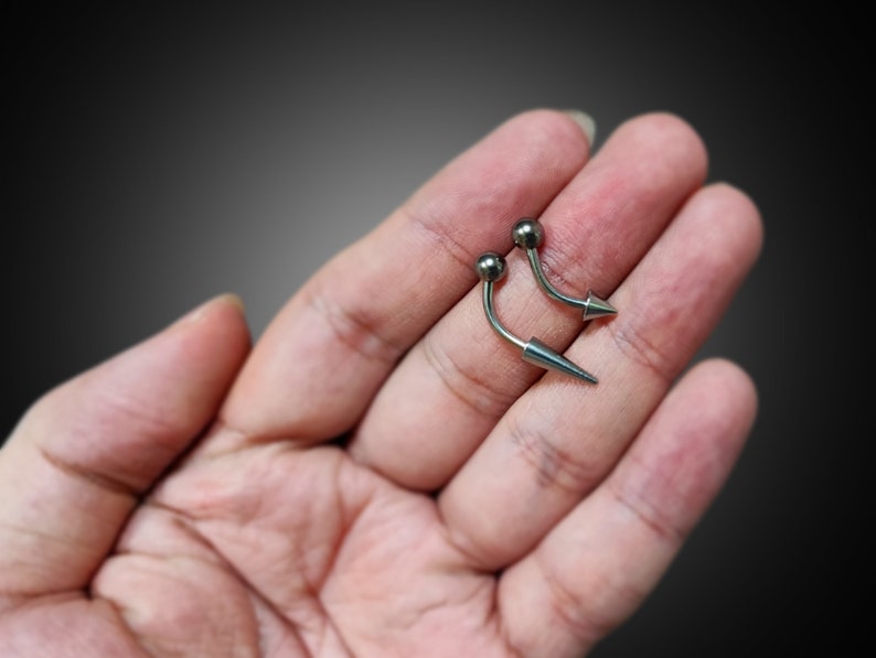 Titanium Spike Vertical Labret Stud Lip Piercings Spikes / - Etsy Australia