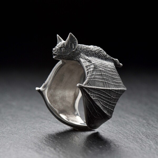 Bat Ring - Etsy