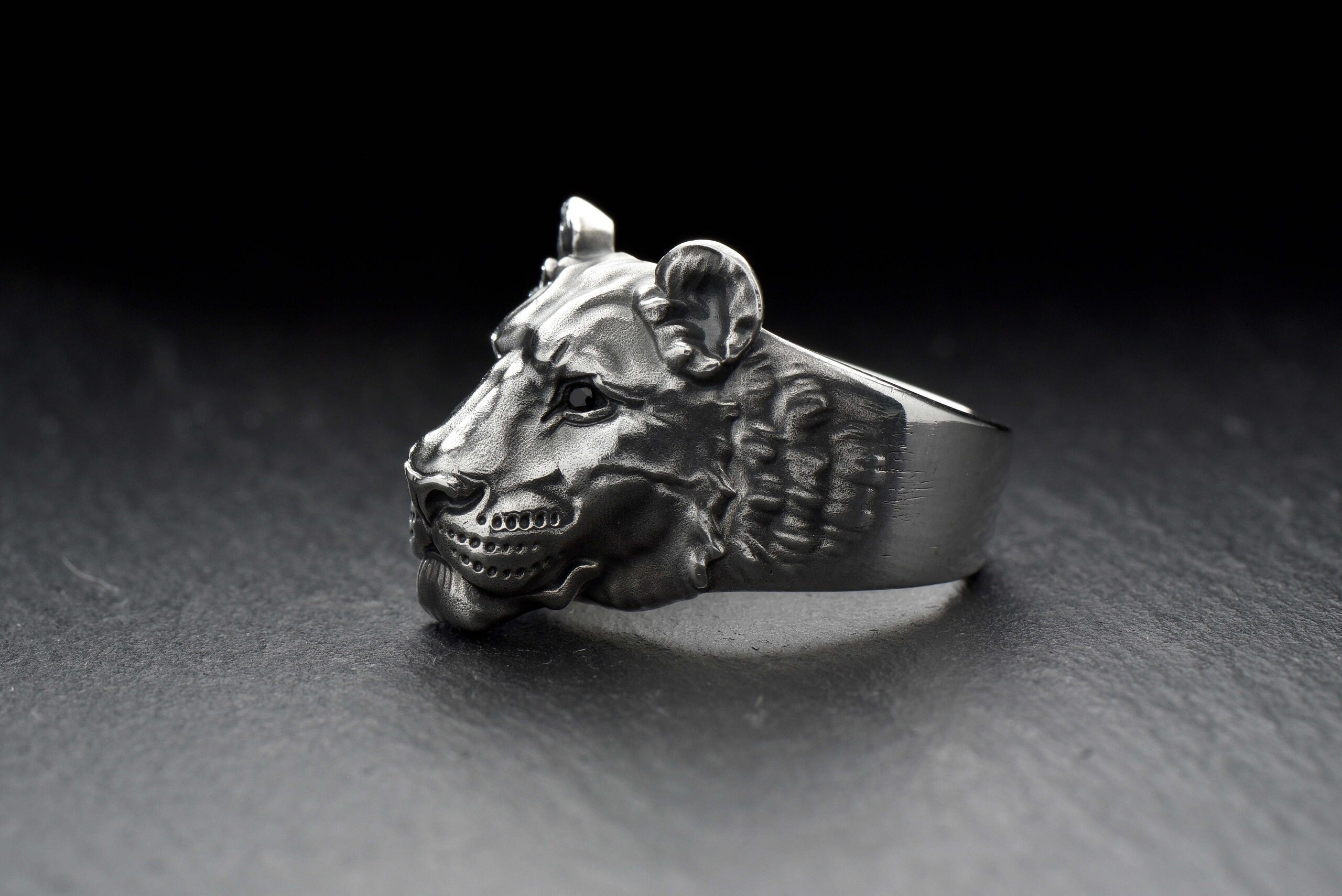 Sterling Silver Lioness Head Ring: Handmade Animal Jewelry - Etsy