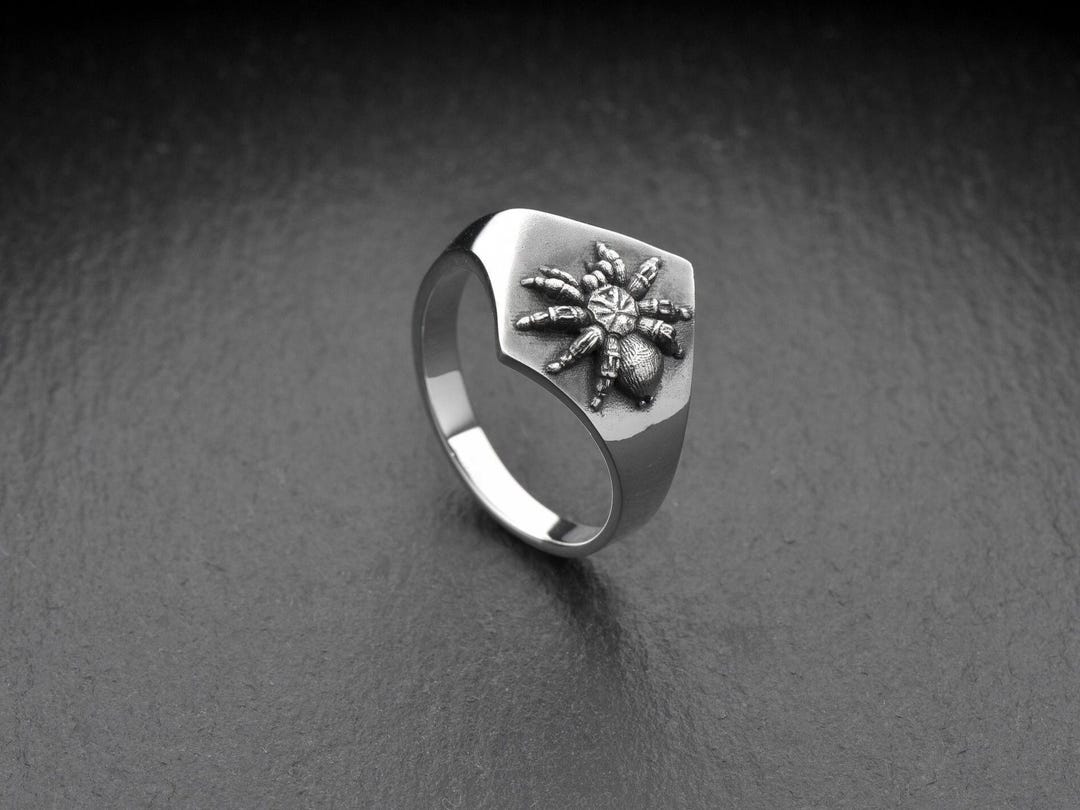 Sterling Silver Tarantula Signet Ring: Handmade Spider Jewelry - Etsy