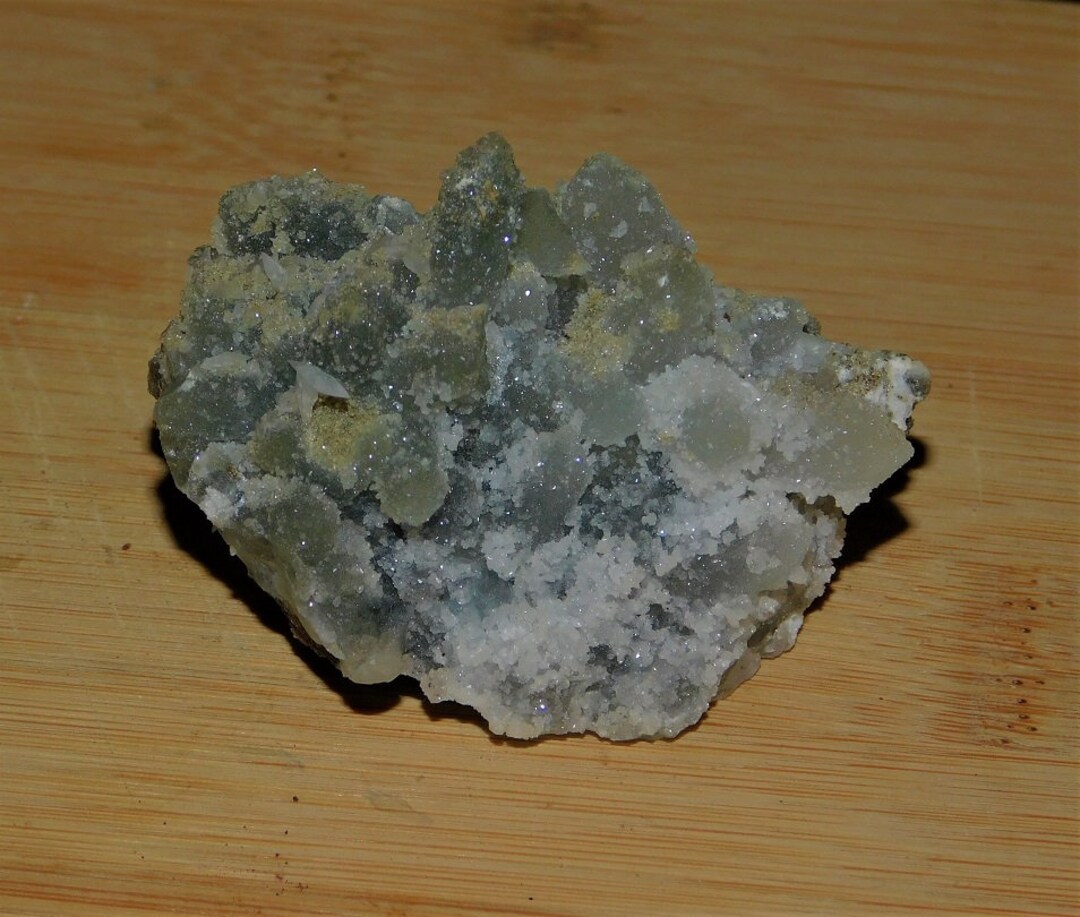 Quartz Crystals With Quartz Druse Mineral Specimen - Etsy