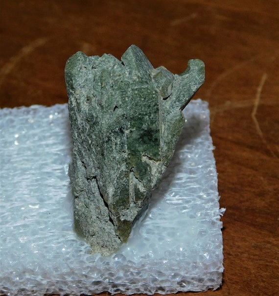 Quartz With Chlorite Thumbnail Mineral Specimen - Etsy