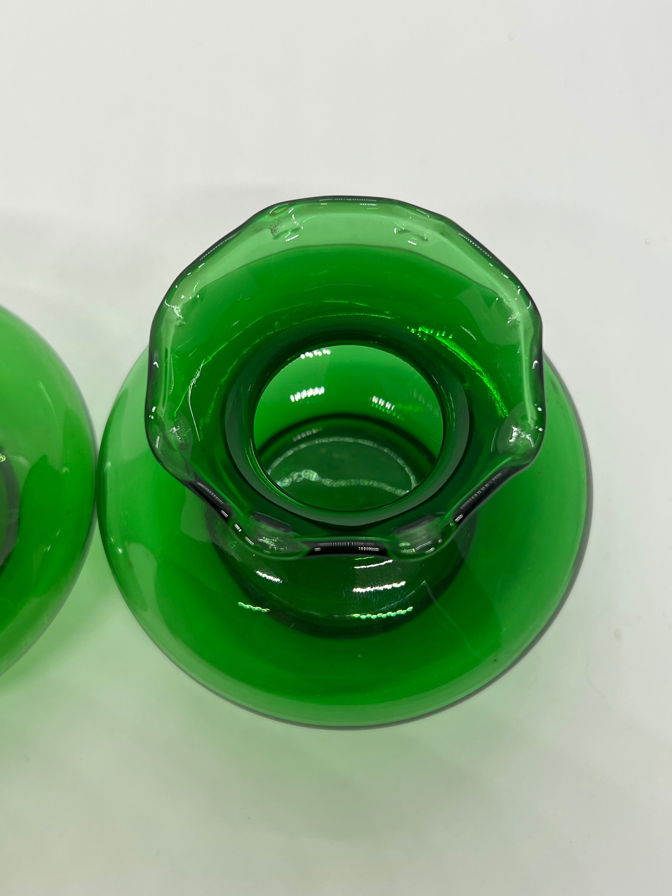 Vitg Anchor Hocking Forest Green Glass Vases Ruffled Top 3.25" X 3.75 ...