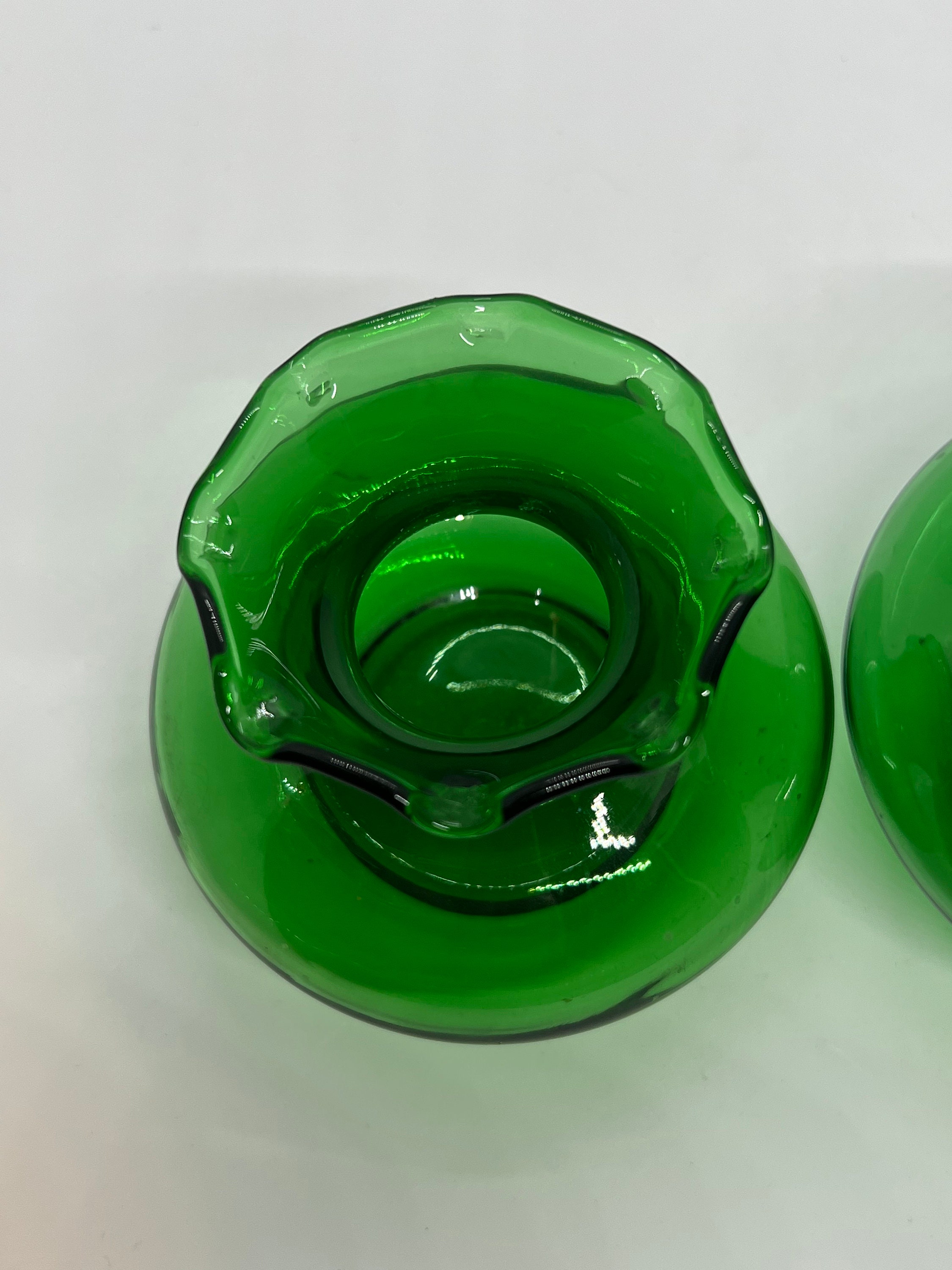 Vitg Anchor Hocking Forest Green Glass Vases Ruffled Top 3.25" X 3.75 ...
