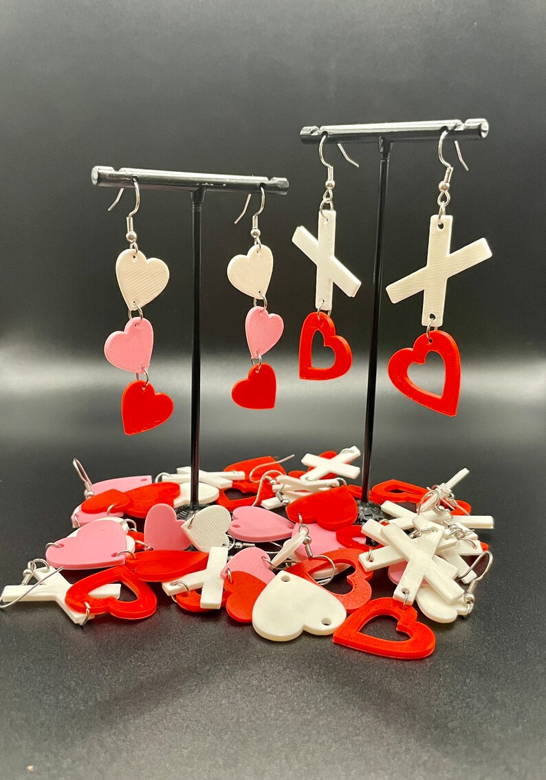 3D Printed Valentine's Day Heart and XOXO Earrings - Etsy