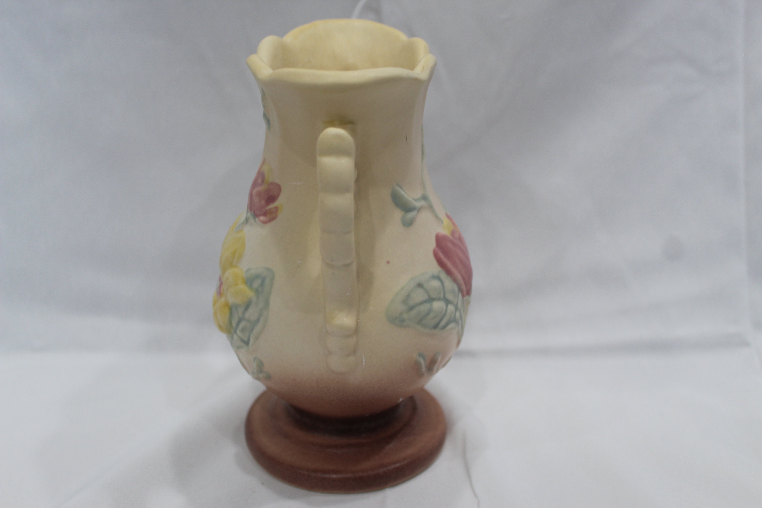 Vintage Hull Art USA 11 6 1/4 Magnolia Vase - Etsy