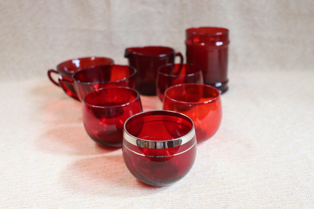 Assortment of Vintage Anchor Hocking Et. Al. Royal Ruby Red Glassware 8 ...