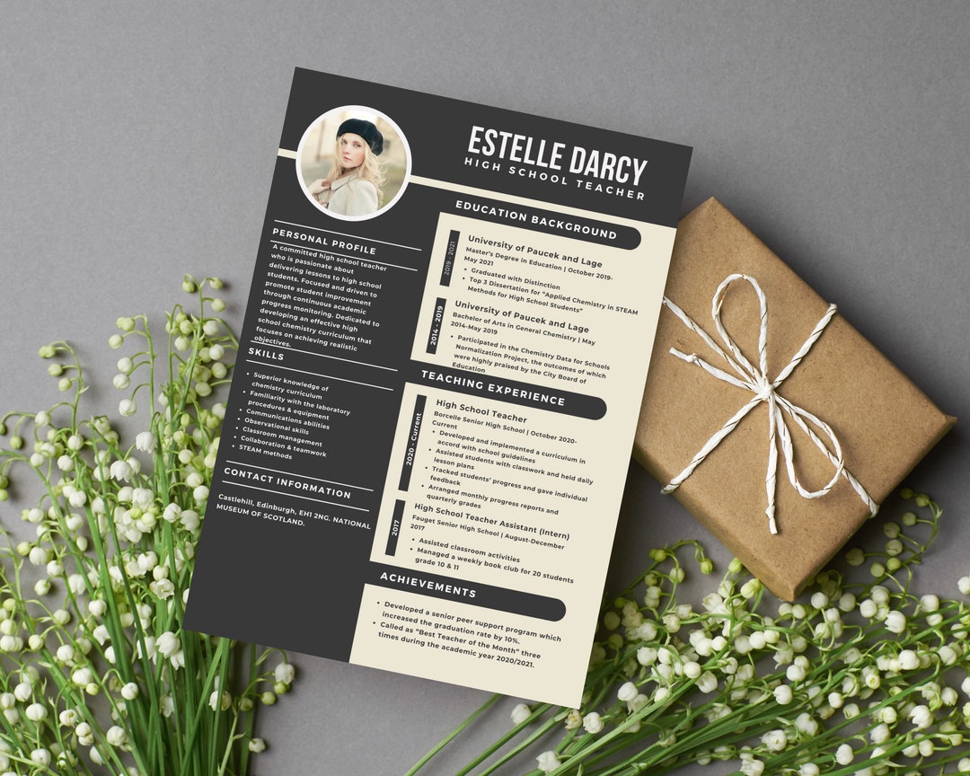 Blue White Simple Teacher Resume Black & White Simple Text Layout High ...