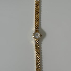 Vintage Circle Elgin Wristwatch With Gemstone Details - Etsy