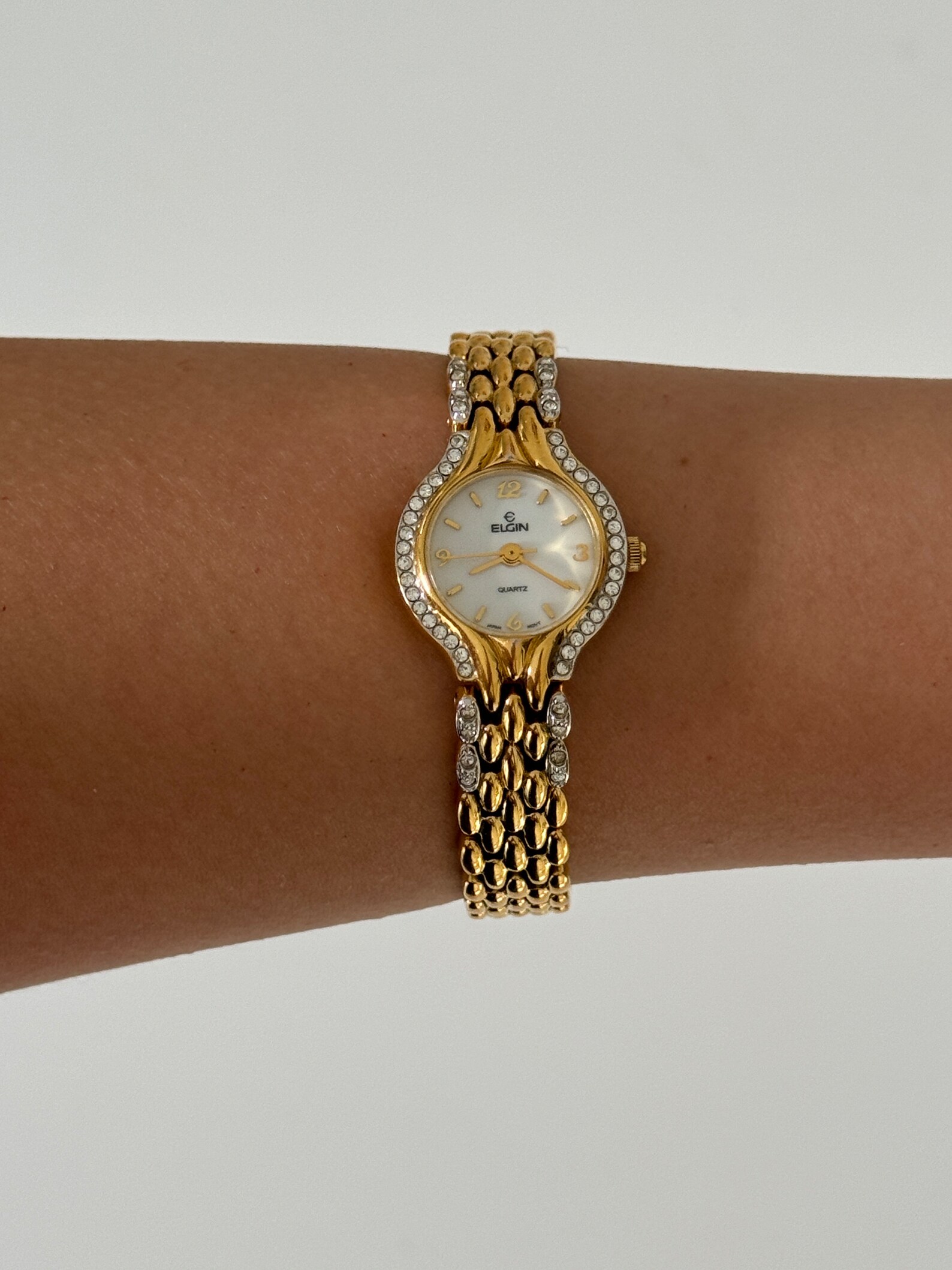 Vintage Circle Elgin Wristwatch With Gemstone Details - Etsy