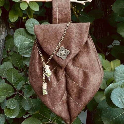 Renfaire Leaf Pouch Wood Elf Druid Hunter Cosplay Fantasy - Etsy