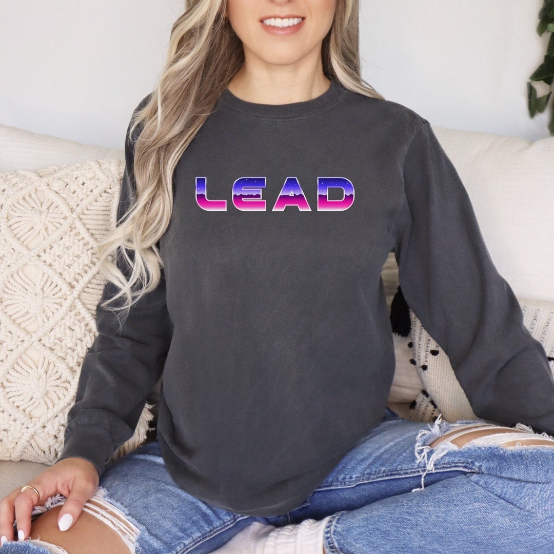 Retro Lead Singer Shirt, Super Cute and Unique Retro Lead Singers Long ...