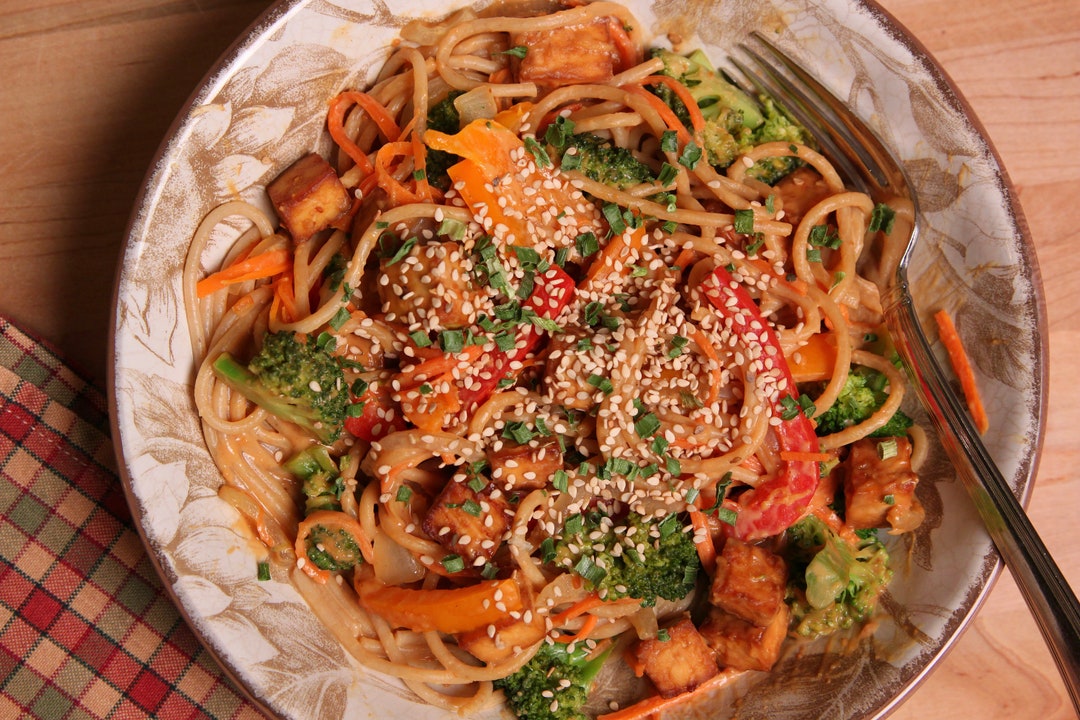 Spicy Nutty Noodle Bowl Recipe Download * Plant Based * Vegan * Recipe ...