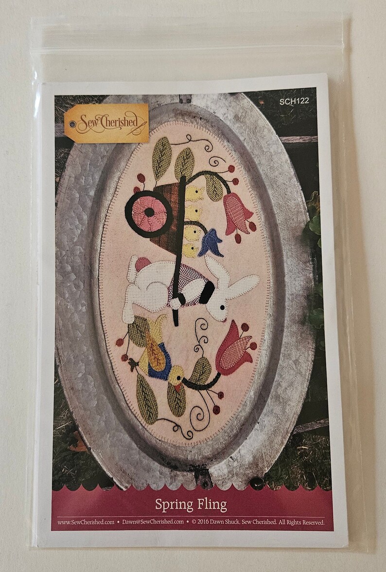 Pattern - Spring Fling Table Topper Pattern, Physical Pattern - Etsy