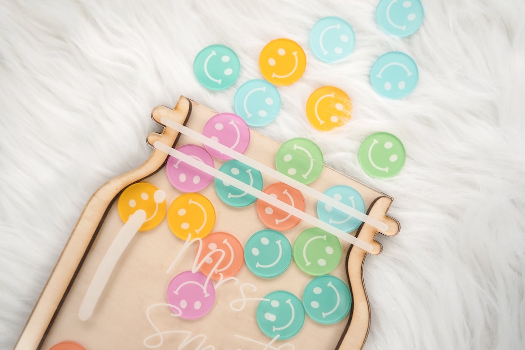 Smiley Face Token, Reward Jar Tokens, Personalised Gift for Teacher ...