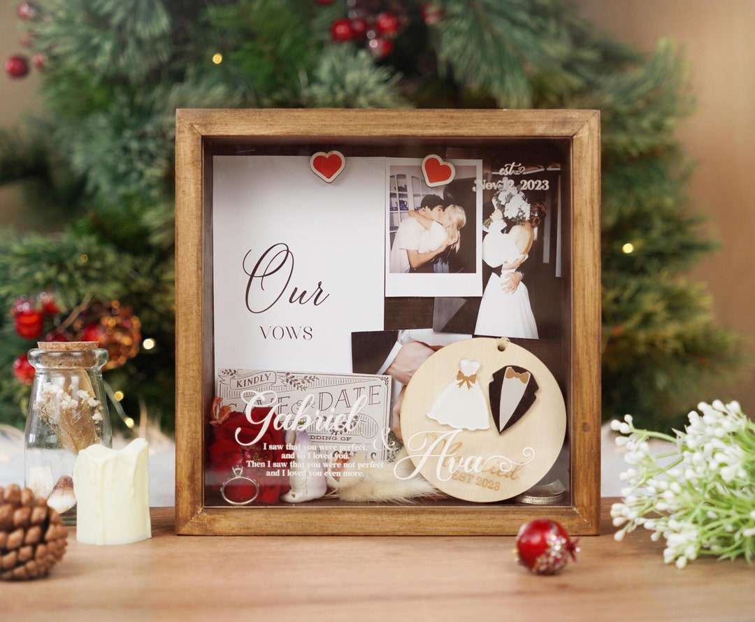 Personalize Keepsake for Weddings, Custom Couple Names and Date Weeding ...