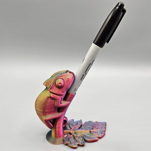 Chameleon Pen Holder Desk Pen Holder / Desk Organizer / Animal Desk ...