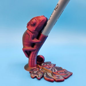Chameleon Pen Holder Desk Pen Holder / Desk Organizer / Animal Desk ...