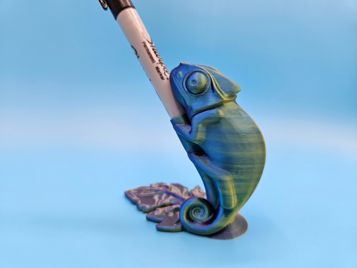 Chameleon Pen Holder Desk Pen Holder / Desk Organizer / Animal Desk ...