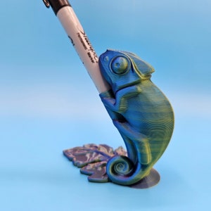 Chameleon Pen Holder Desk Pen Holder / Desk Organizer / Animal Desk ...