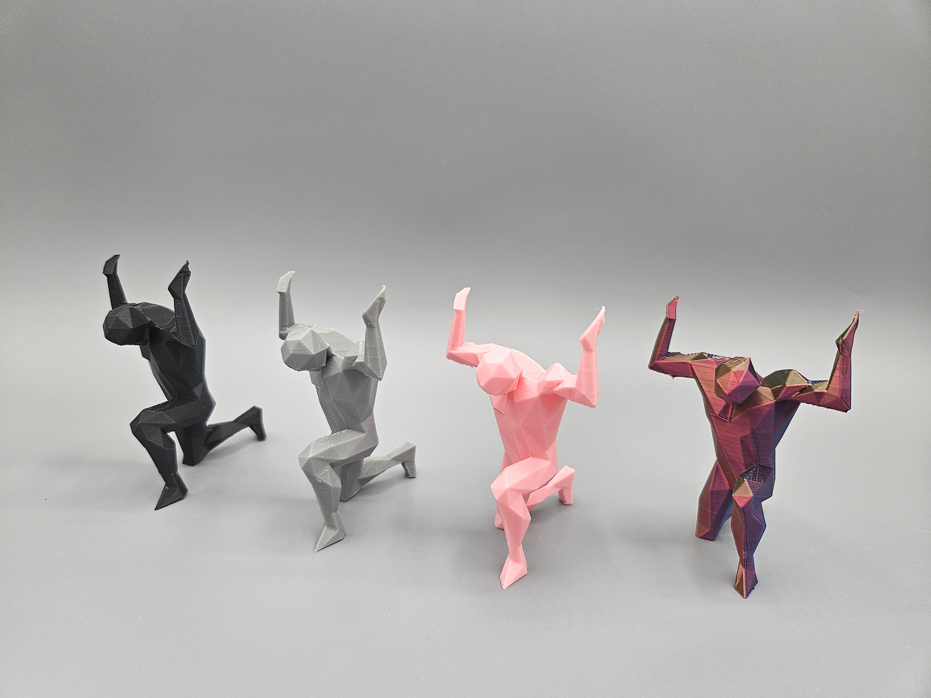 Atlas Rubiks Cube Stand for Rubiks Cube Holder / Rubiks Cube Display ...