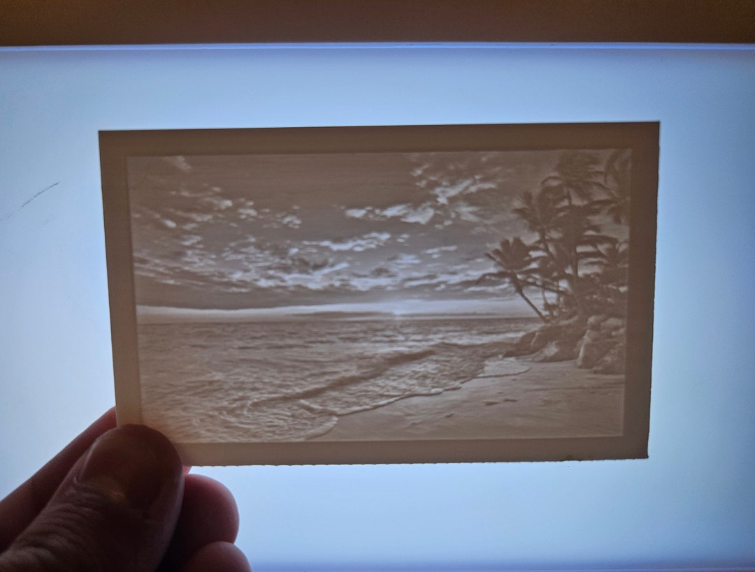 3D Printed Custom Lithophane Photo Gift Keepsake Photo Night Light ...
