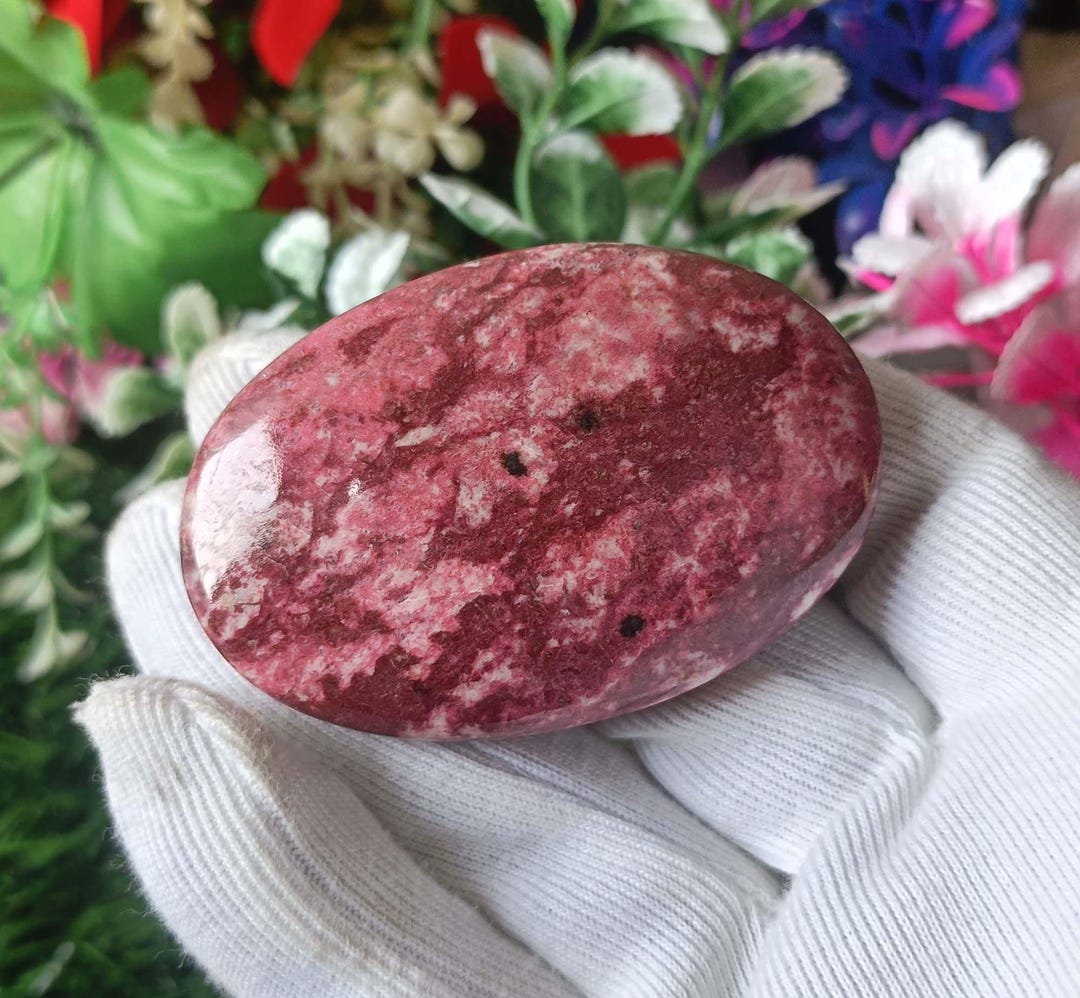 AAA Thulite Palm Stone,extra Grade Thulite Palmstone, Polished Thulite ...