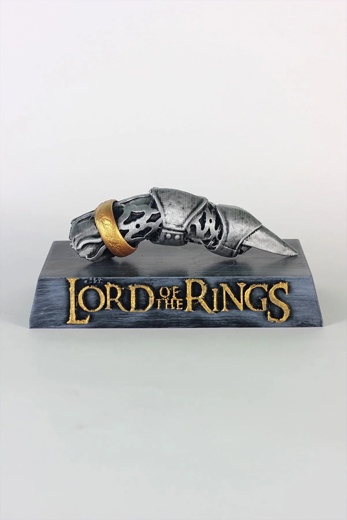 The Lord of the Rings Sauron Ring Statue, Sauron Ring Figure, Middle ...