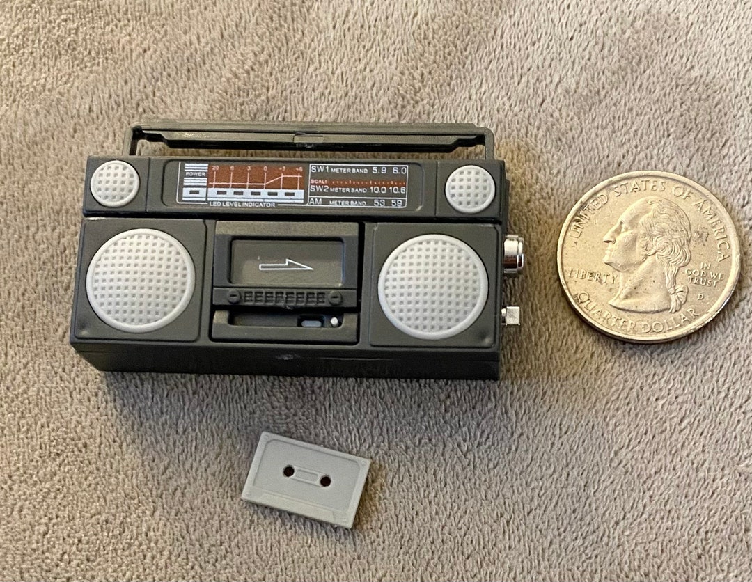Miniature Retro Boombox Stereo Cassette Player 1/12 Scale Dollhouse ...