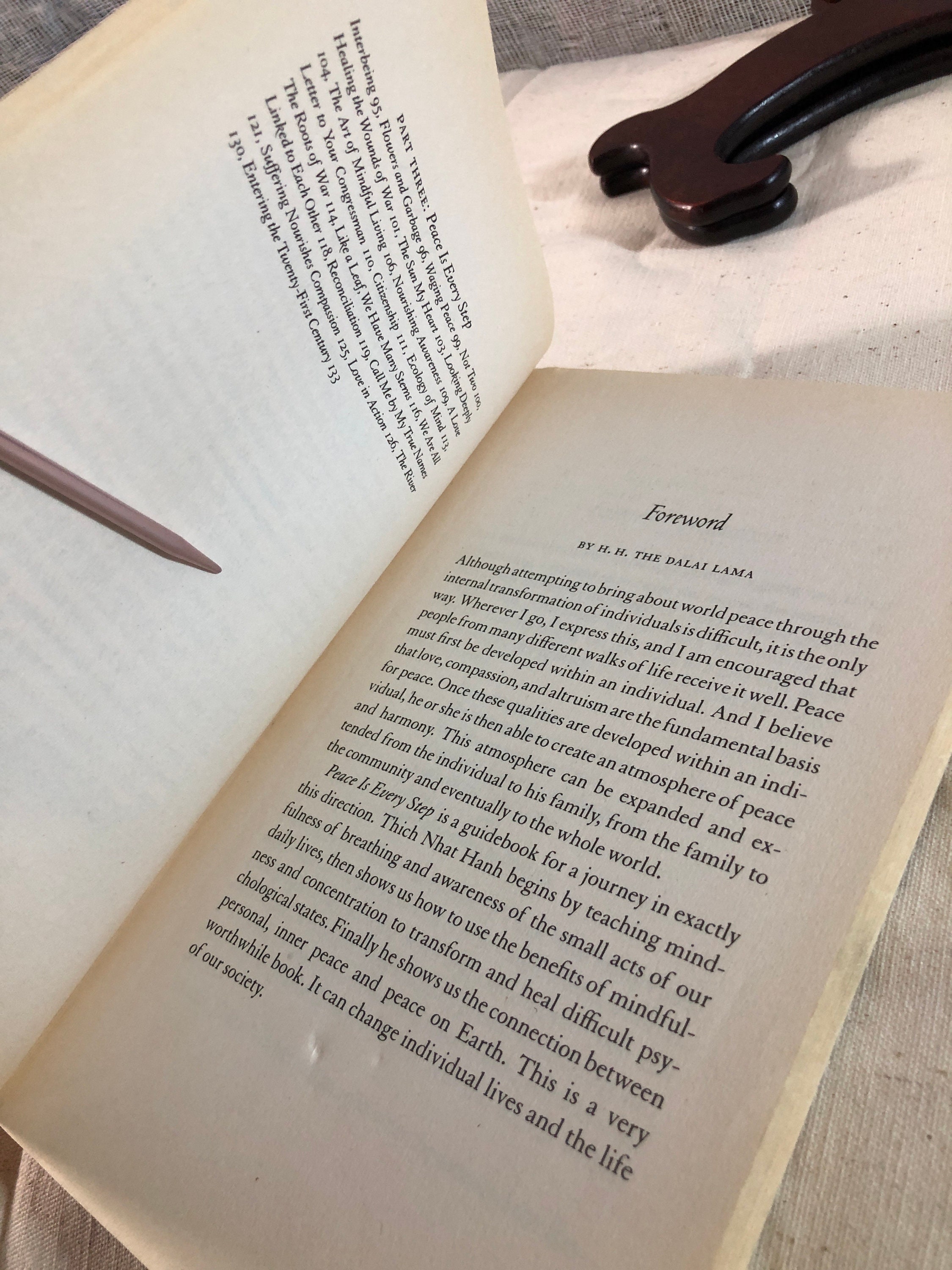 Find Peace in Every Moment: Peace is Every Step (1992) by Thich Nhat ...