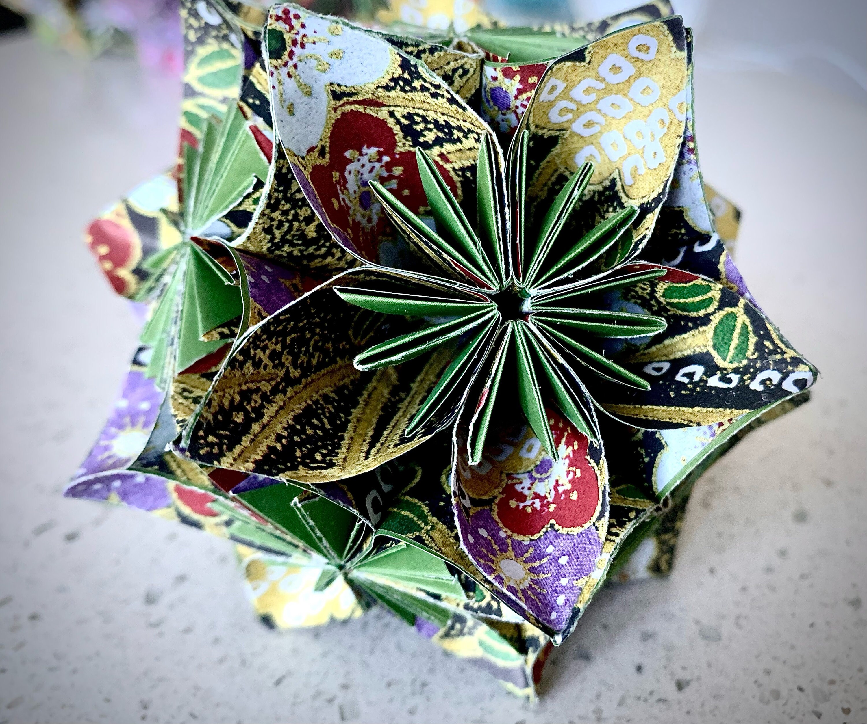 Custom Origami Flower Ball / Kusudama Ball - Etsy
