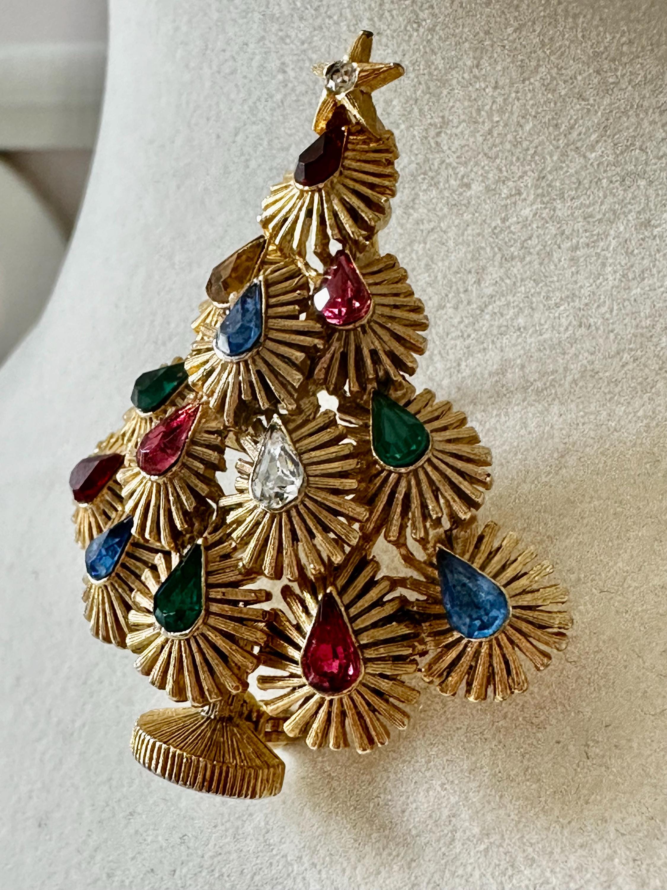 Vintage Lisner Gold Tone and Teardrop Rhinestone Christmas Tree Brooch ...