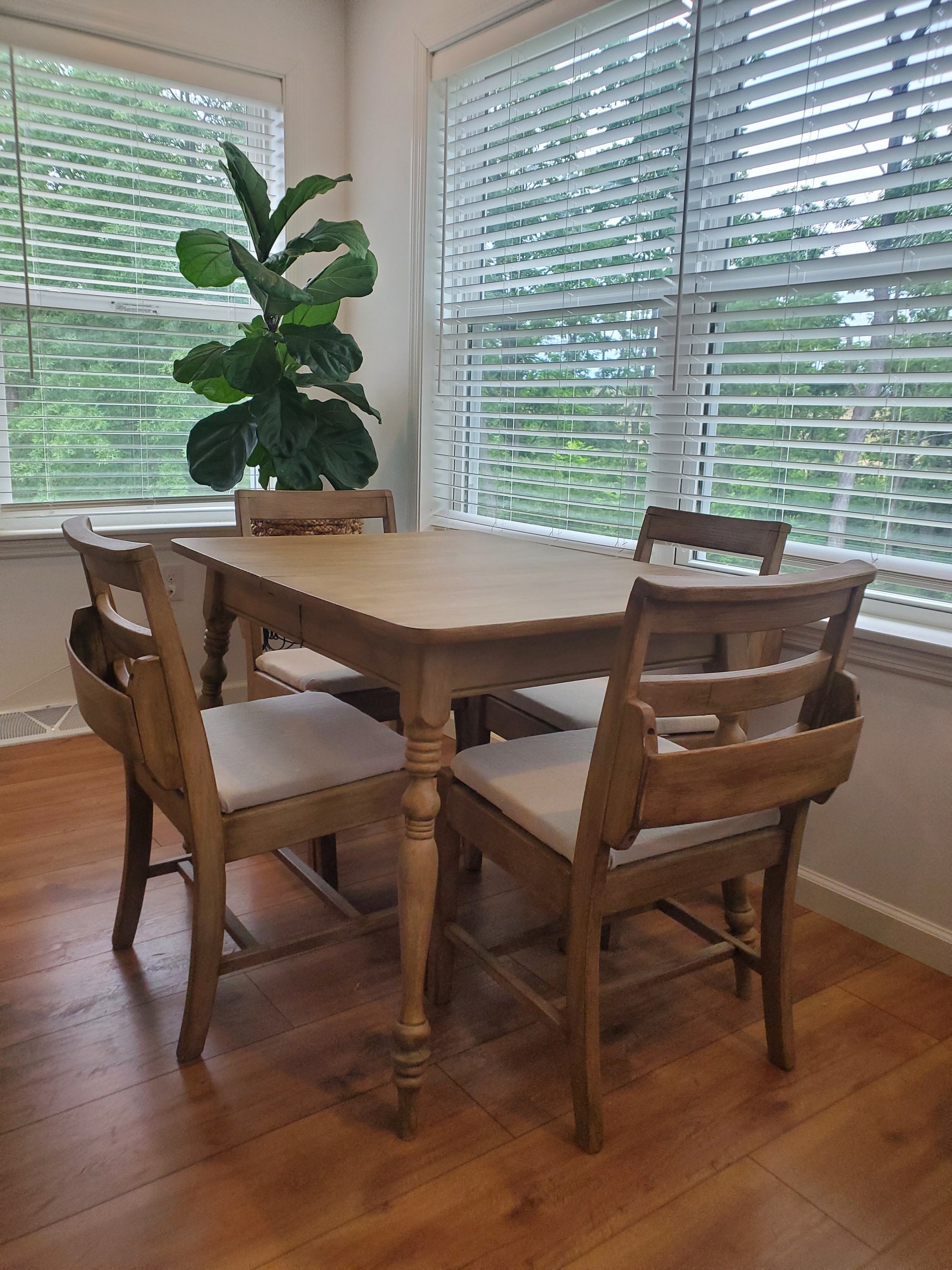 SOLD* Small Table With Chapel Chairs - Etsy