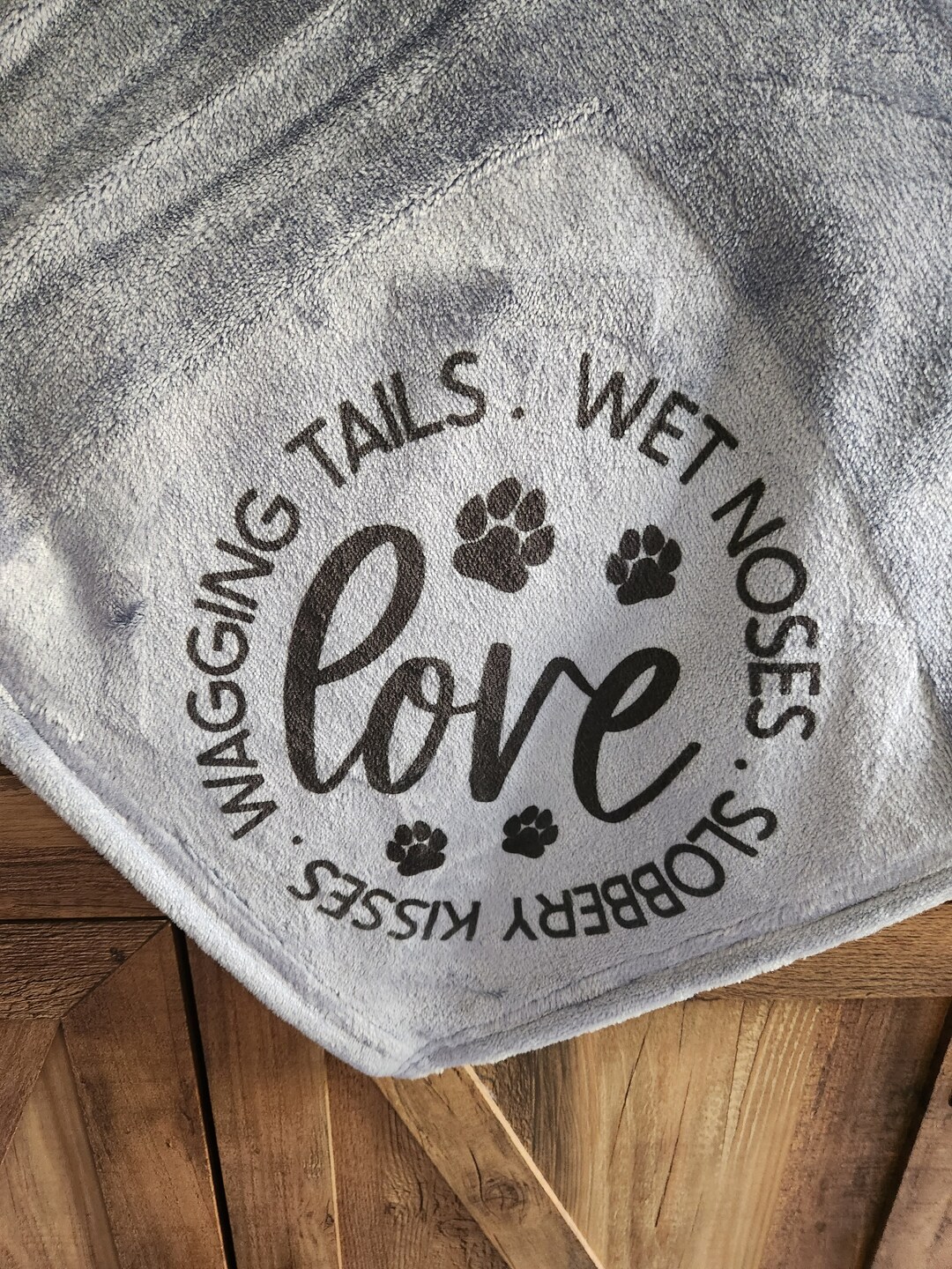 Love Wet Noses, Wagging Tails & Slobbery Kisses Throw Blanket ...