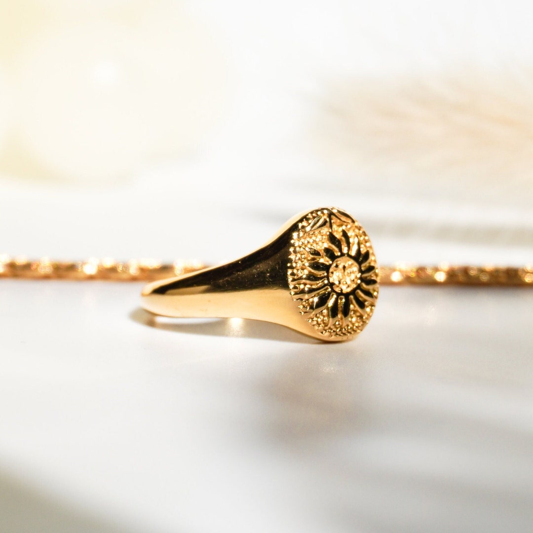 Sunflower Gold Signet Ring Pinky Ring for Women, Floral Jewelry ...
