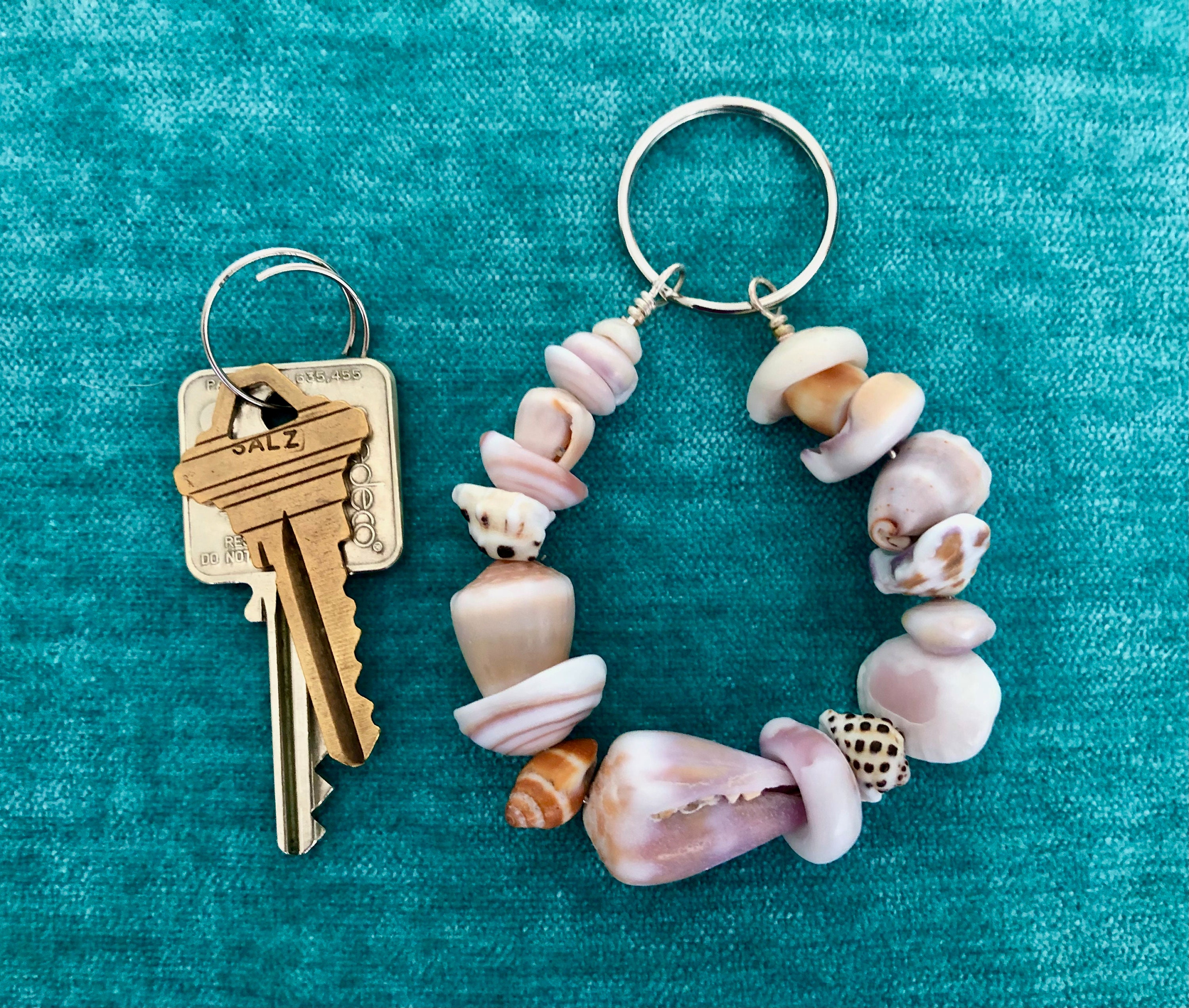 Hawaiian Sea Shell Keychain - Etsy