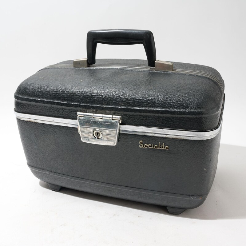 Vintage Train Case - Etsy