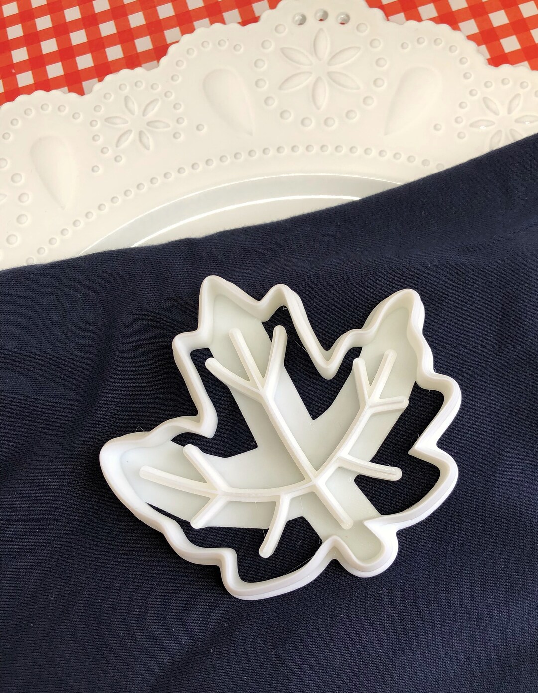 Fall Maple Leaf Cookie Cutter, Detailed Fall Leaf Cutter for Polymer ...