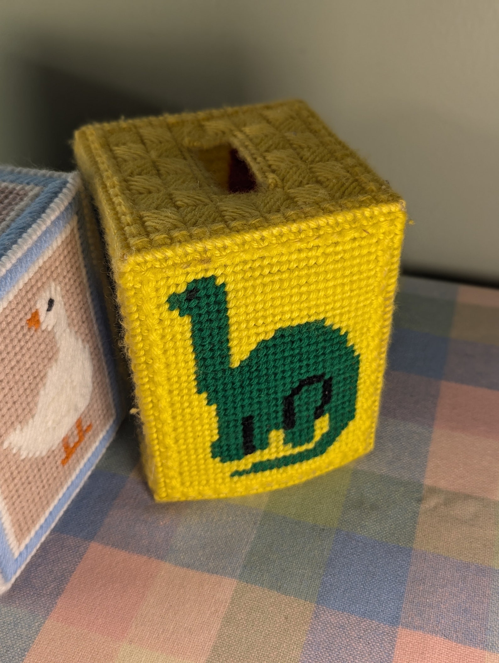 Vintage Needlepoint Plastic Tissue Box Cover - Etsy