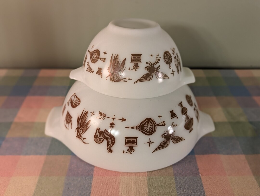 Vintage Early American Pyrex 441 & 442 Bowls - Etsy