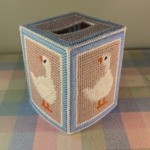 Vintage Needlepoint Plastic Tissue Box Cover - Etsy