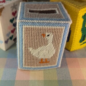 Vintage Needlepoint Plastic Tissue Box Cover - Etsy