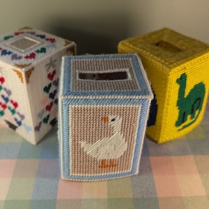 Vintage Needlepoint Plastic Tissue Box Cover - Etsy