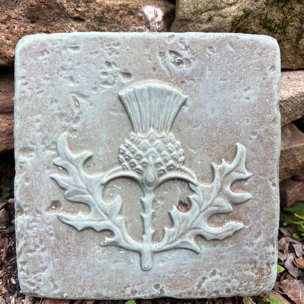 Celtic Knot Thistle - Etsy