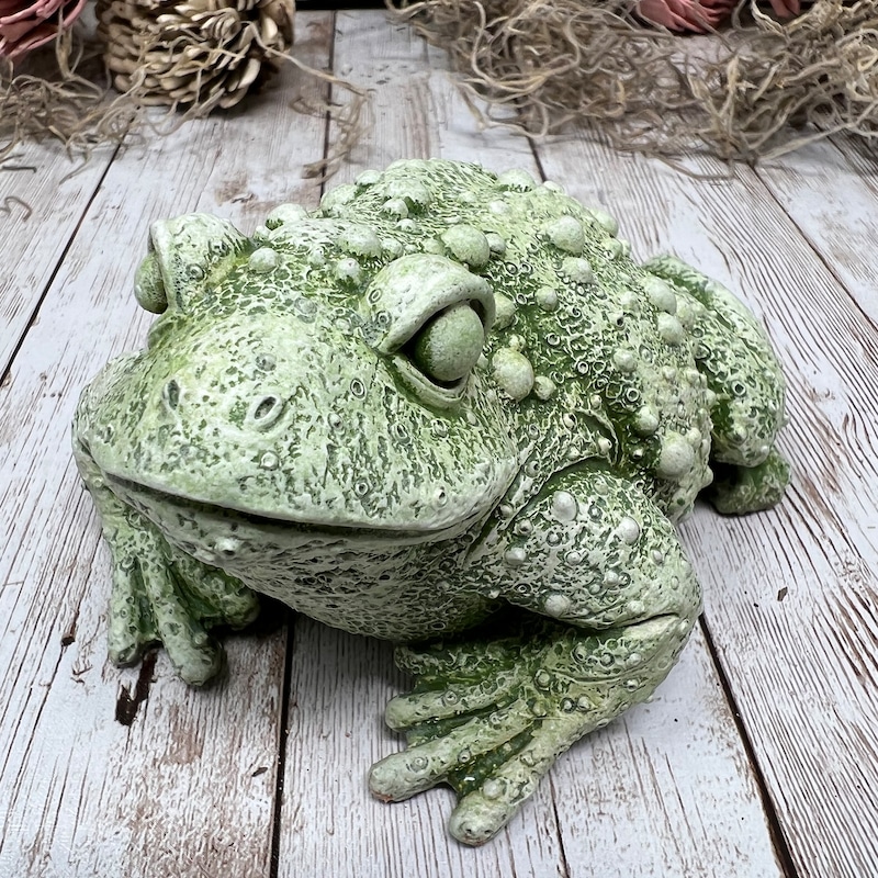 Concrete Frog Garden Decor - Etsy