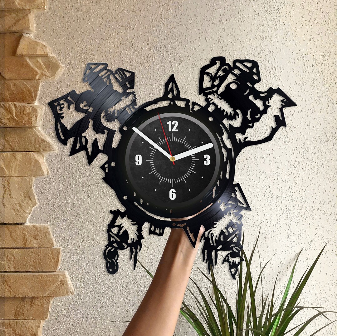 Axes Vinyl Record Large Clock Axes Wall Art Creative Decor for Man Room ...