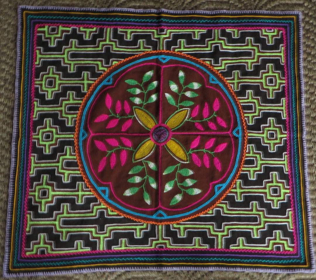 Shipibo Hand Embroidered Tapestry Altar Cloth Ayahuasca Flower 26 1/4 X ...