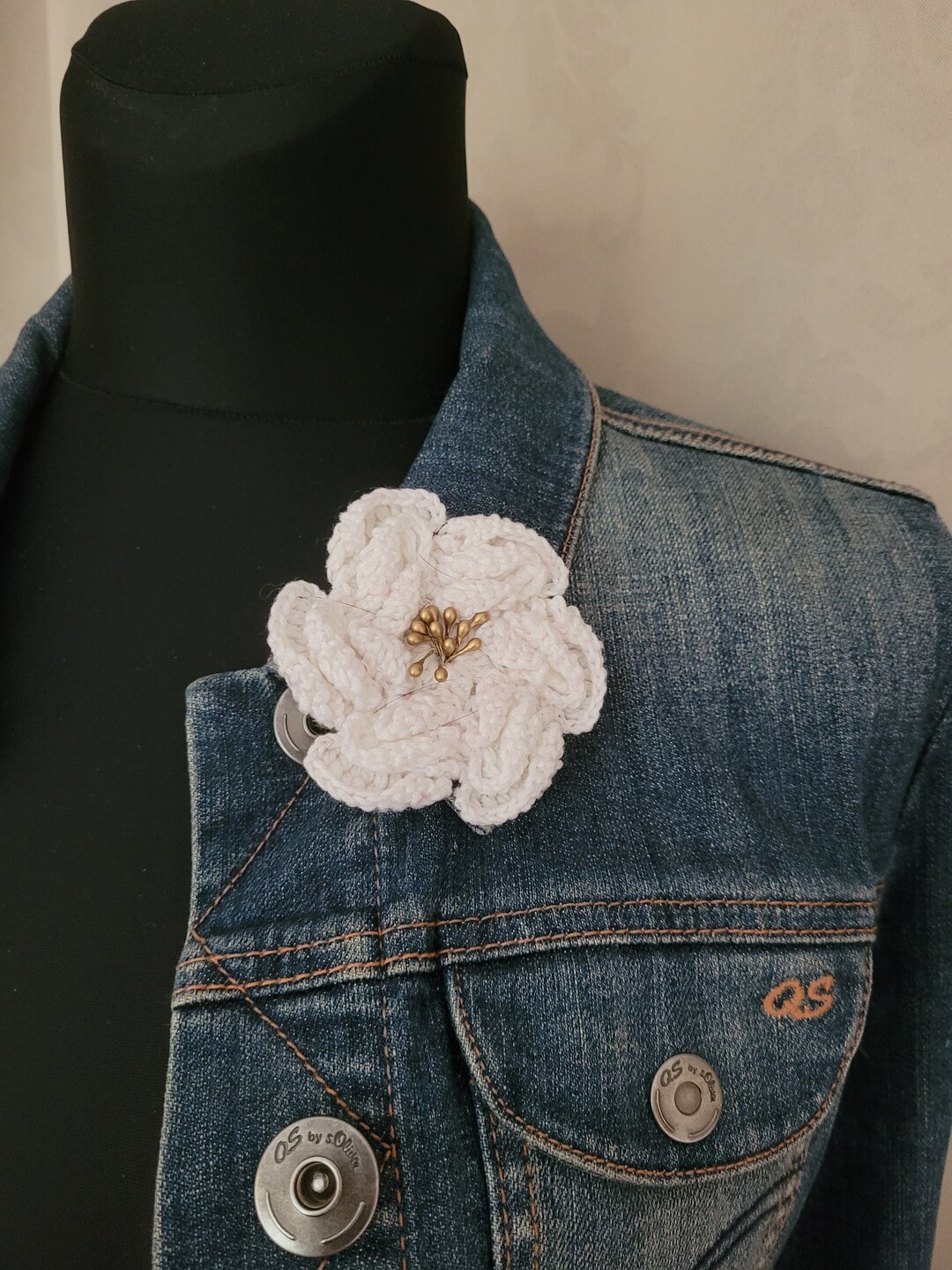 White Crochet Cotton Brooch, Gift Idea, Handmade Accessories - Etsy