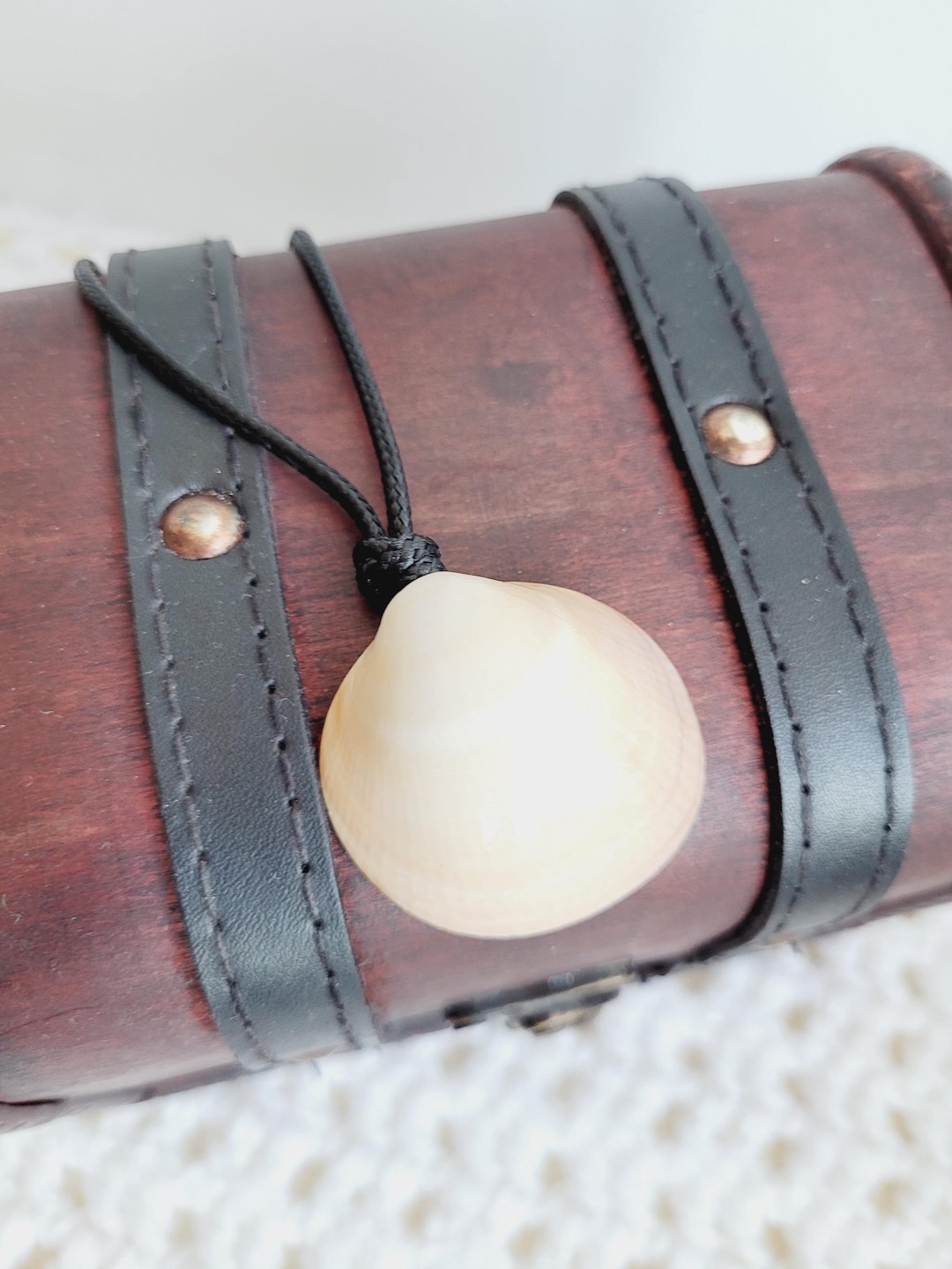 Natural Shell Pendant Necklace - Etsy
